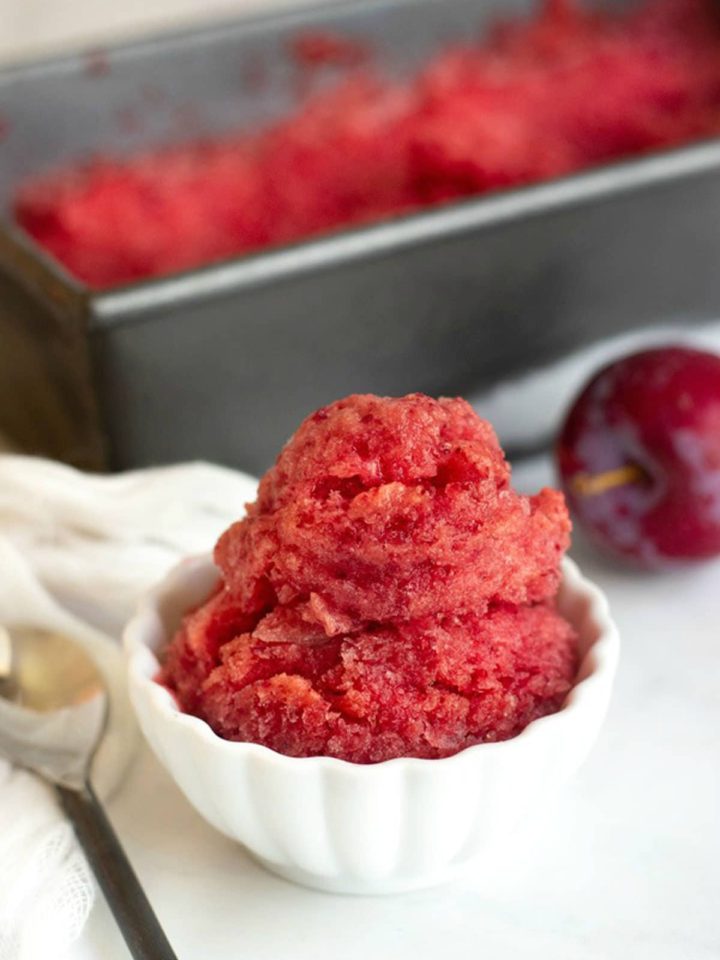 Quick and Easy Banana Flambe Sundaes - Fearless Dining